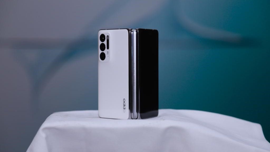 OPPO unveils its first-ever foldable flagship phone, OPPO Find N at ...